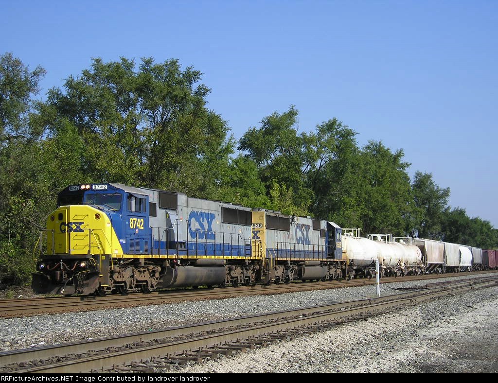 CSX 8742